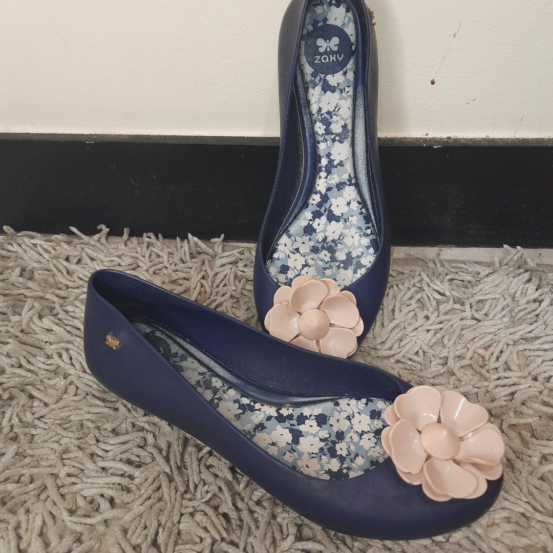 ZAXY Flats - Navy Blue on Carousell