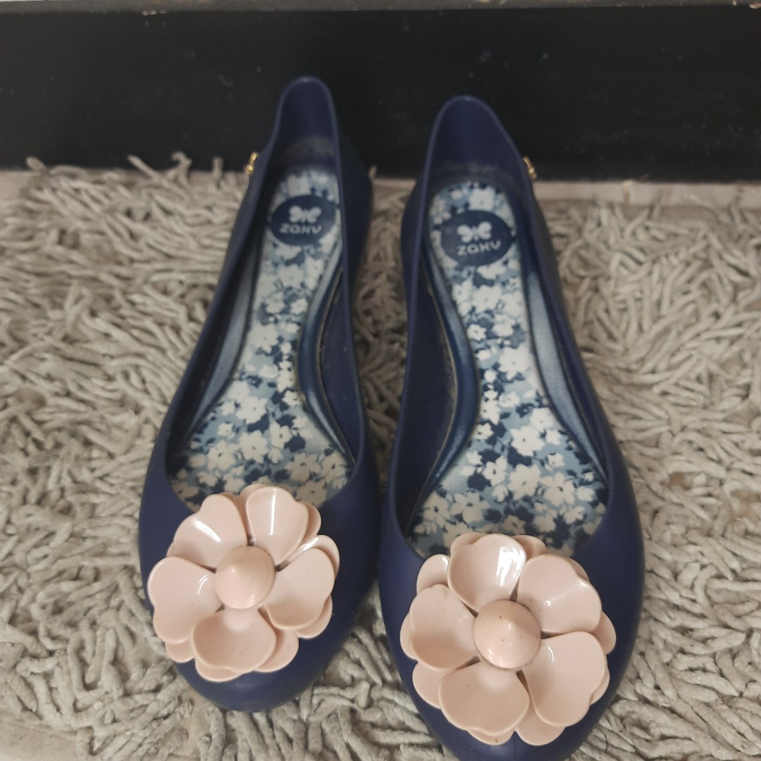 ZAXY Flats - Navy Blue on Carousell