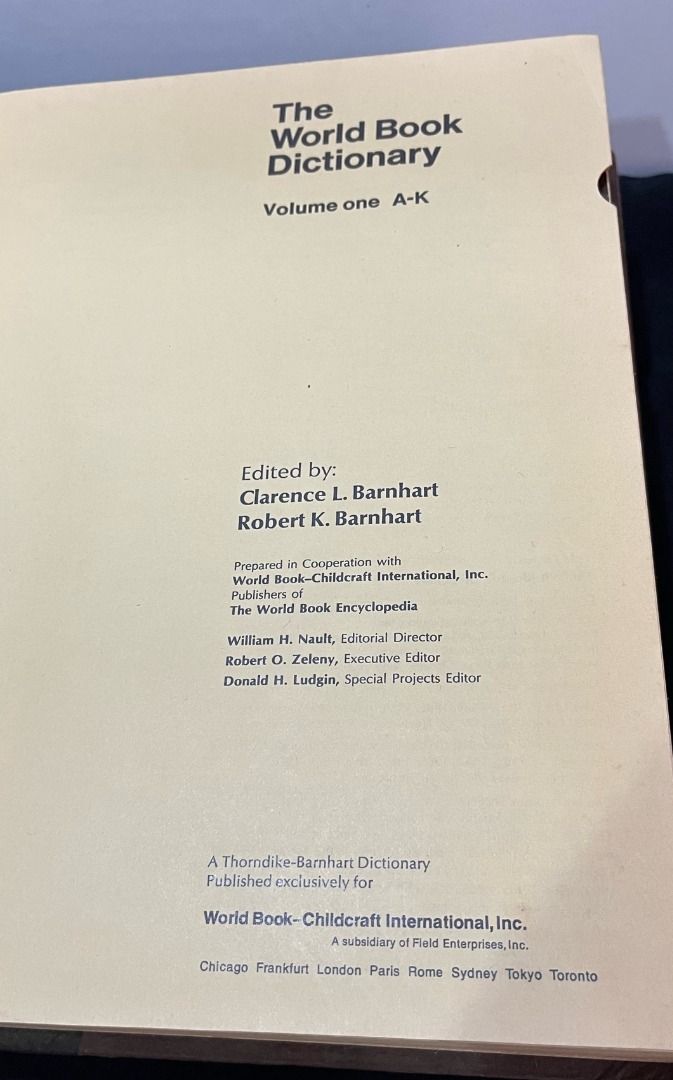 1978 Edition World Book Dictionary Volumes 1 & 2 on Carousell