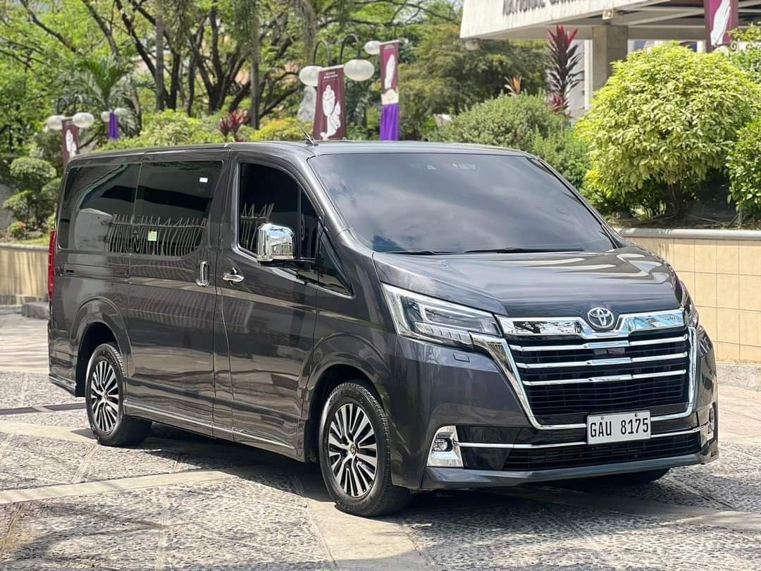 2020 Toyota Hiace Super Grandia Elite Matic at ONEWAY CARS Auto on ...