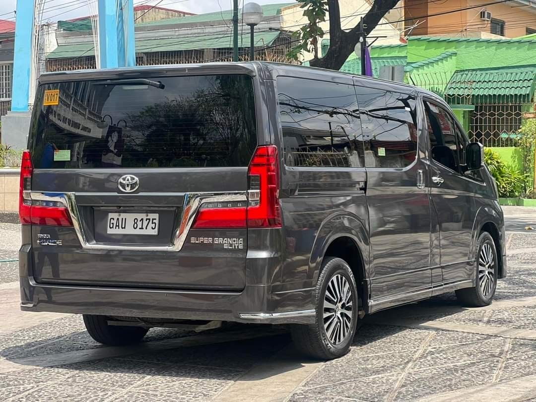 2020 Toyota Hiace Super Grandia Elite Matic at ONEWAY CARS Auto on ...