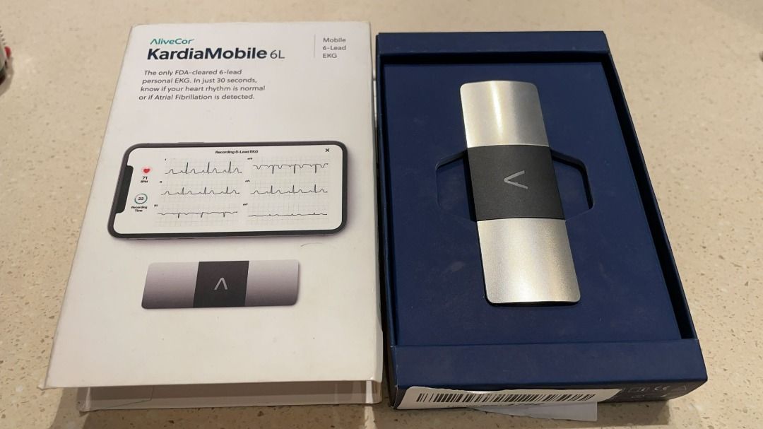 2205) ALIVECOR KARDIAMOBILE 6L | FDA-CLEARED | WIRELESS 6-LEAD EKG | DETECTS AFIB OR NORMAL ...