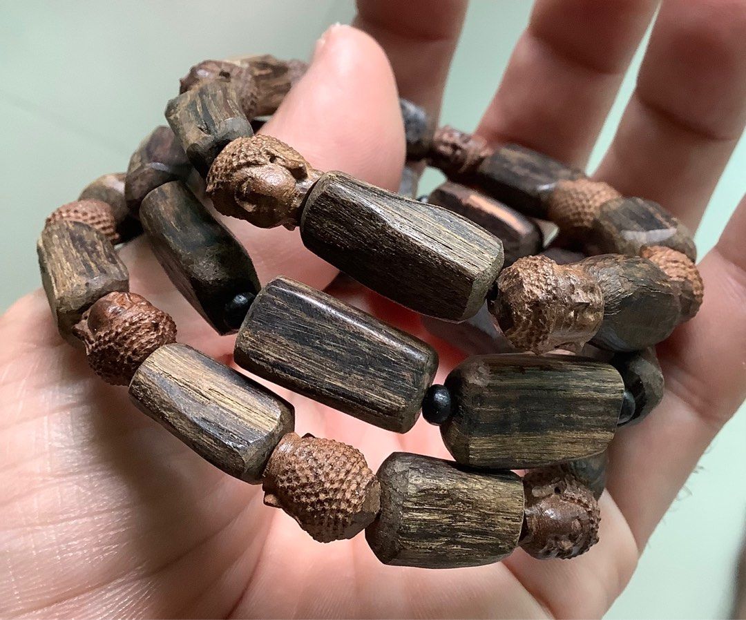 Agarwood /Gaharu Bracelet, Hobbies & Toys, Memorabilia & Collectibles ...