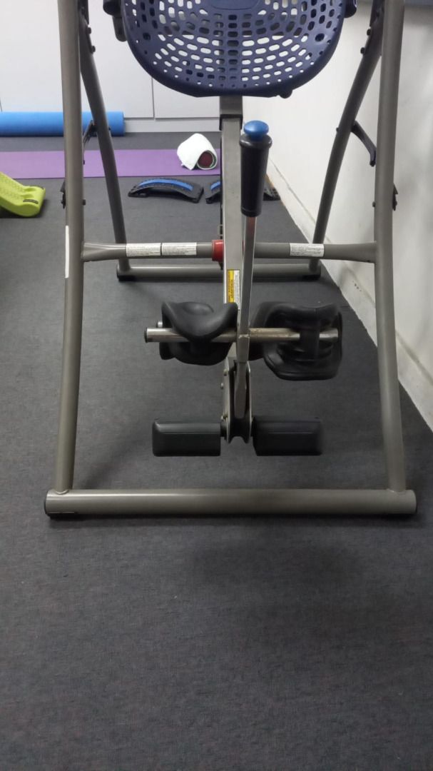 AIBI Teeter Hang Ups Inversion Table Contour L5, Sports Equipment ...