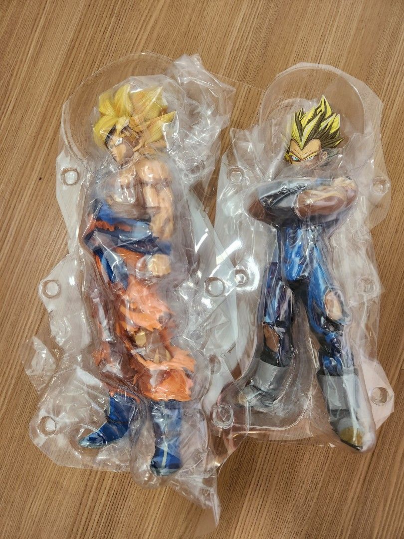Banpresto Dragon Ball Z MANGA DIMENSIONS GOKU and VEGETA AUTHENTIC xm ...