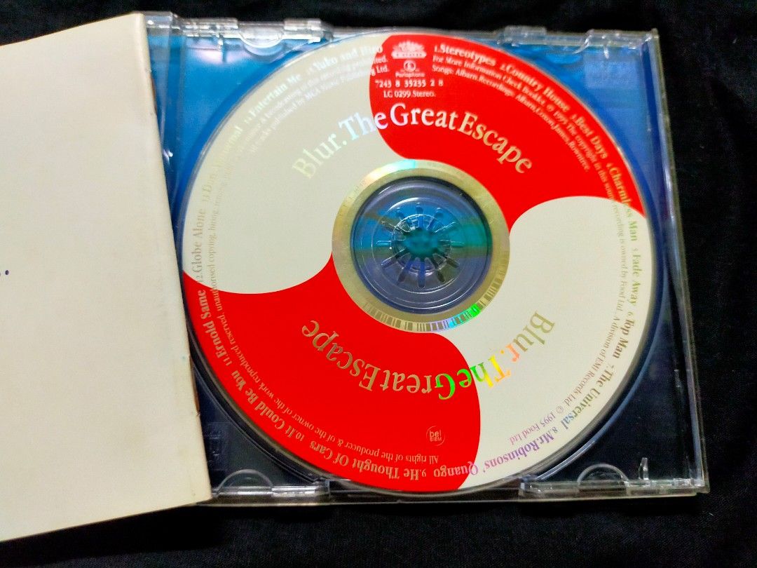 Blur - The great escape, Hobbies & Toys, Music & Media, CDs & DVDs on Carousell