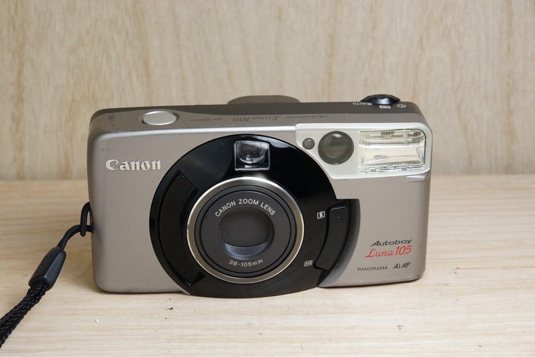 Canon Autoboy Luna 105 Film Camera, Photography, Cameras on Carousell