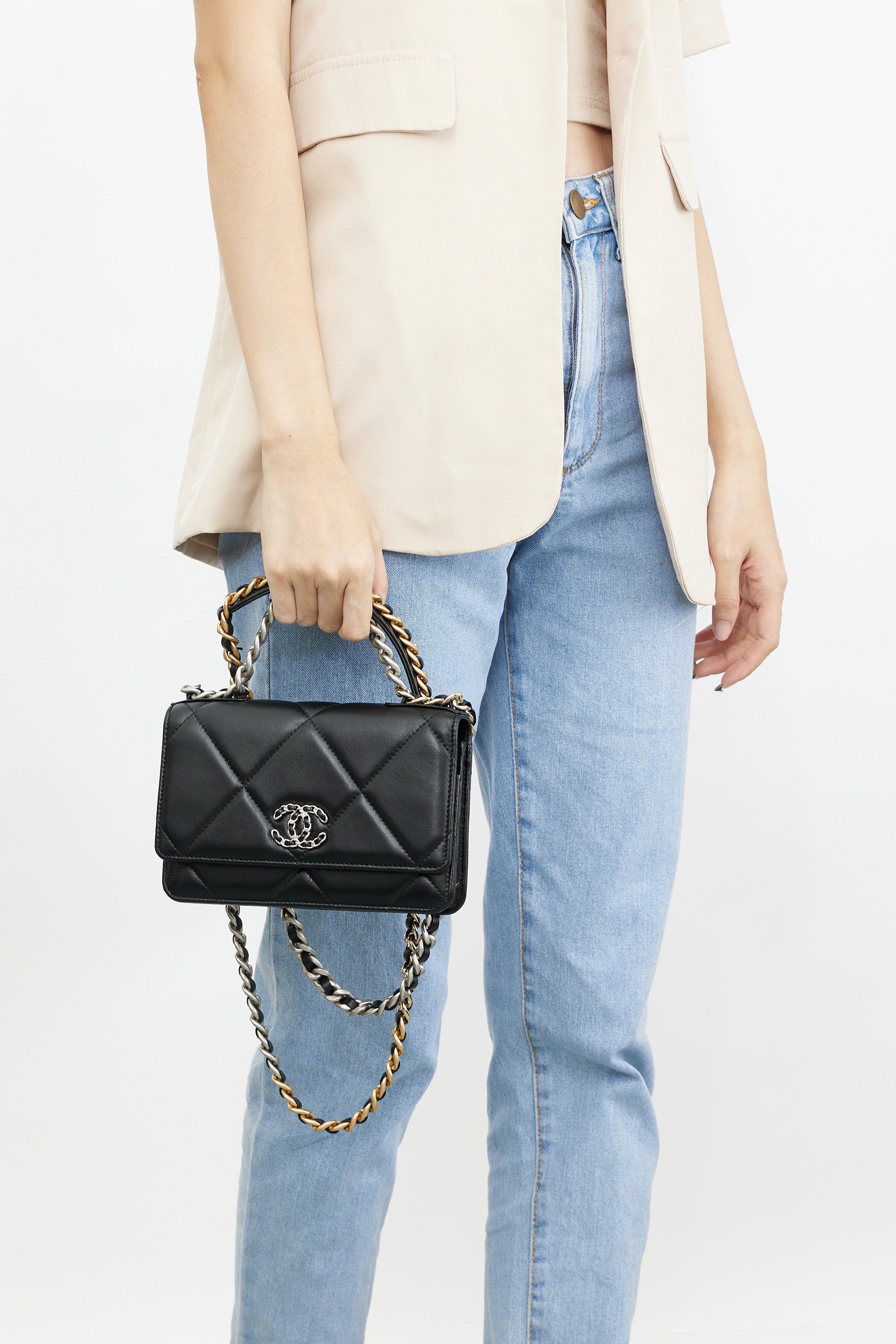 Chanel C19 WOC Lambskin oxluxe, Luxury, Bags & Wallets on Carousell