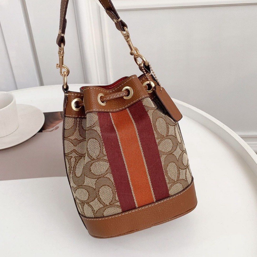 Coach Dempsey Bucket Crossbody Bag, Women's Fashion, Bags & Wallets ...