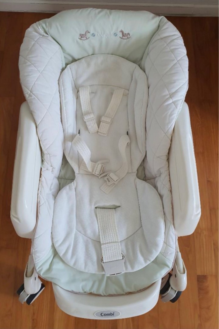 Combi Dreamy Parenting Station, Babies & Kids, Baby Nursery & Kids ...