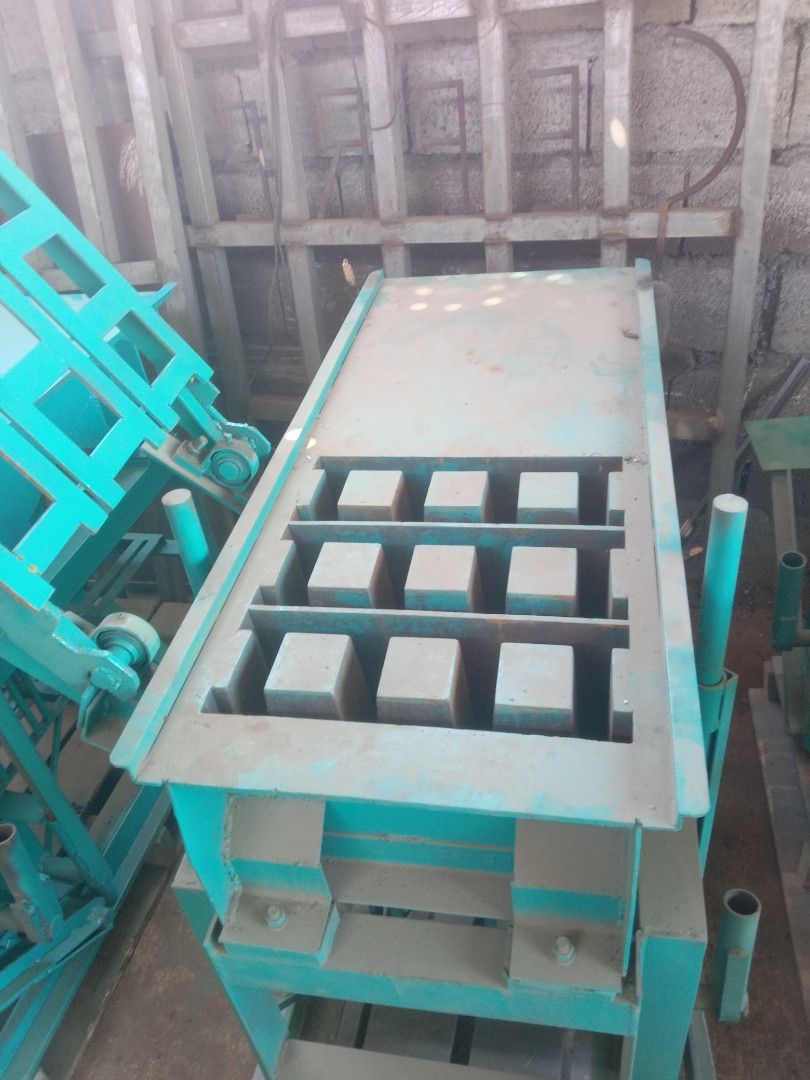 Concrete hollowblocks machine (chb machine) on Carousell