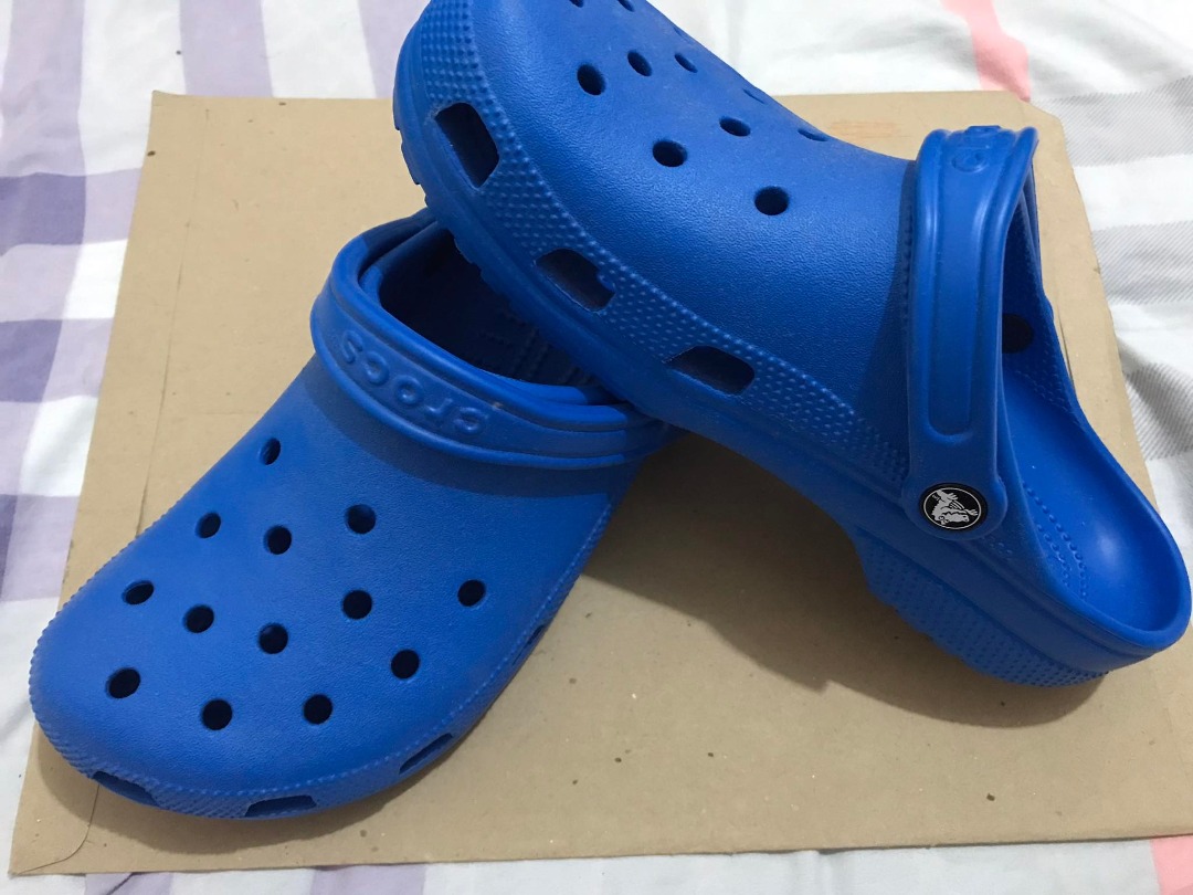Crocs Classic Clog (Bright Cobalt) on Carousell