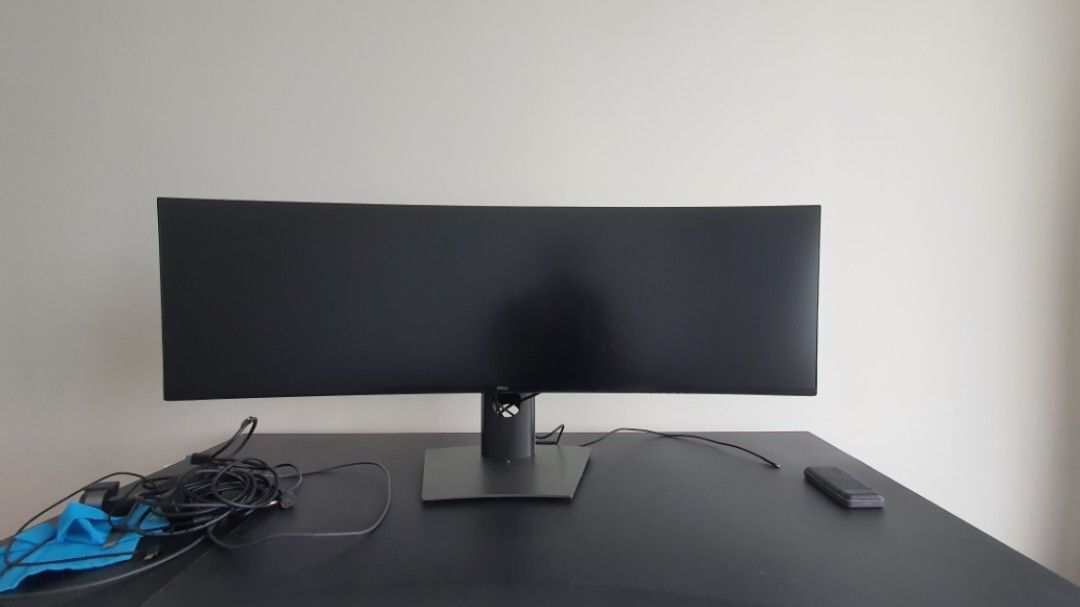 Dell UltraSharp 49 Curved Monitor - U4919DW, Computers & Tech, Parts ...