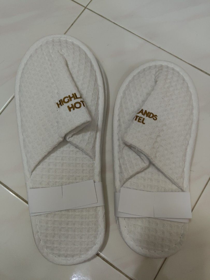 2pairs Disposable Slipers, Women's Fashion, Footwear, Flipflops and ...