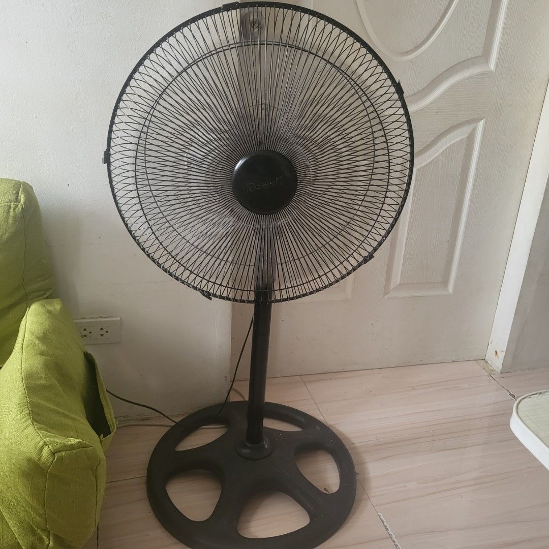 Dowell Standfan, Furniture & Home Living, Lighting & Fans, Fans on ...