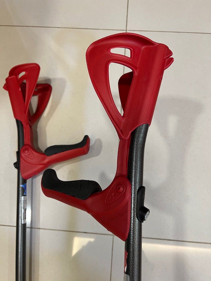 Ergotech Elbow crutches, Health & Nutrition, Assistive & Rehabilatory ...