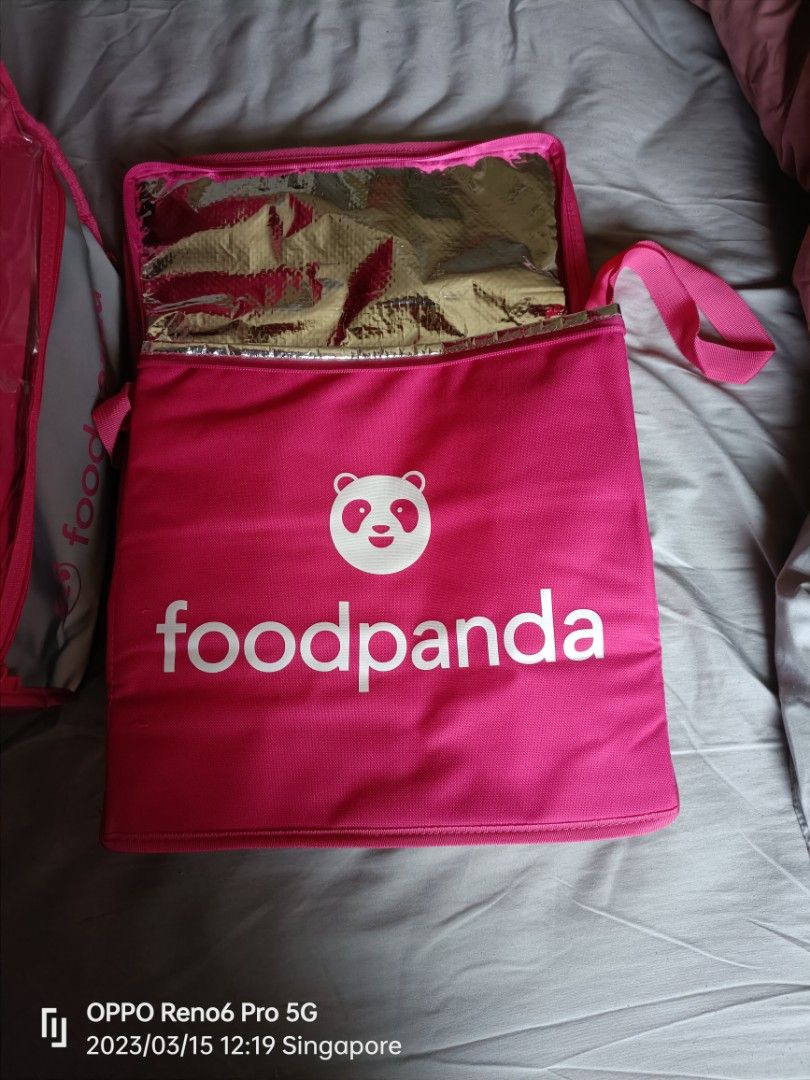 Foodpanda Thermal Bag, Men's Fashion, Bags, Belt bags, Clutches and ...