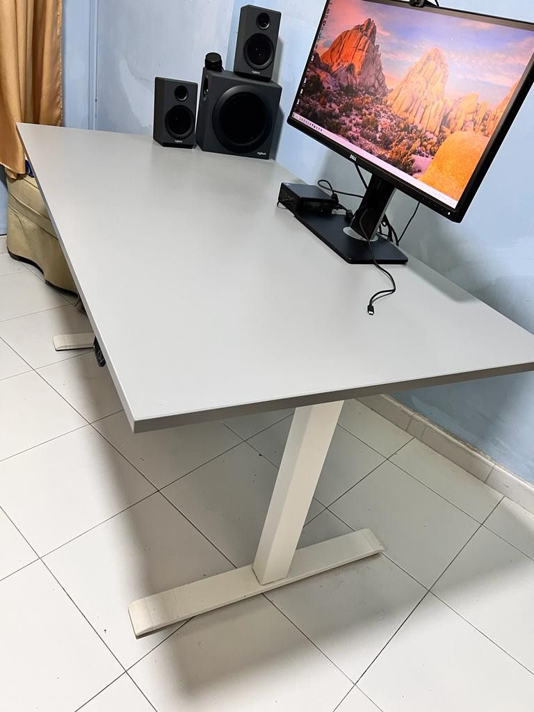 IKEA Table RODULF Desk sit/stand, grey, 140x80 cm, Furniture & Home ...