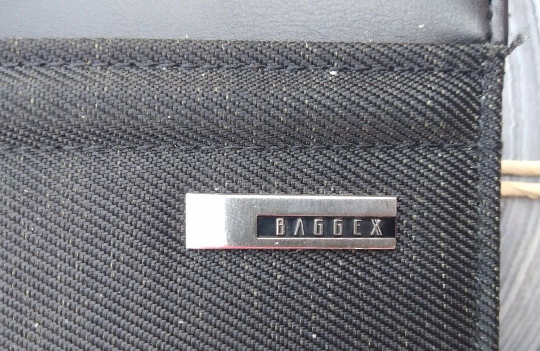 JAPANESE BRAND BAGGEX CLUTCH BAG MADE IN JAPAN PORTER, Men's Fashion, Bags, Belt bags, Clutches ...