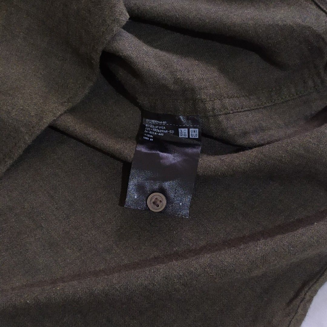 Kemeja flanel uniqlo warna hijau army, Fesyen Wanita, Pakaian Wanita ... Kemeja flanel uniqlo warna hijau army, Fesyen Wanita, Pakaian Wanita ...