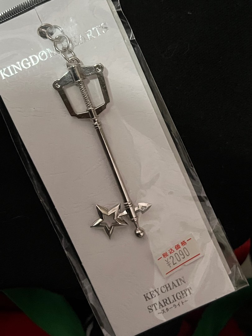 KINGDOM HEARTS KEYBLADE KEYCHAIN Starlight on Carousell