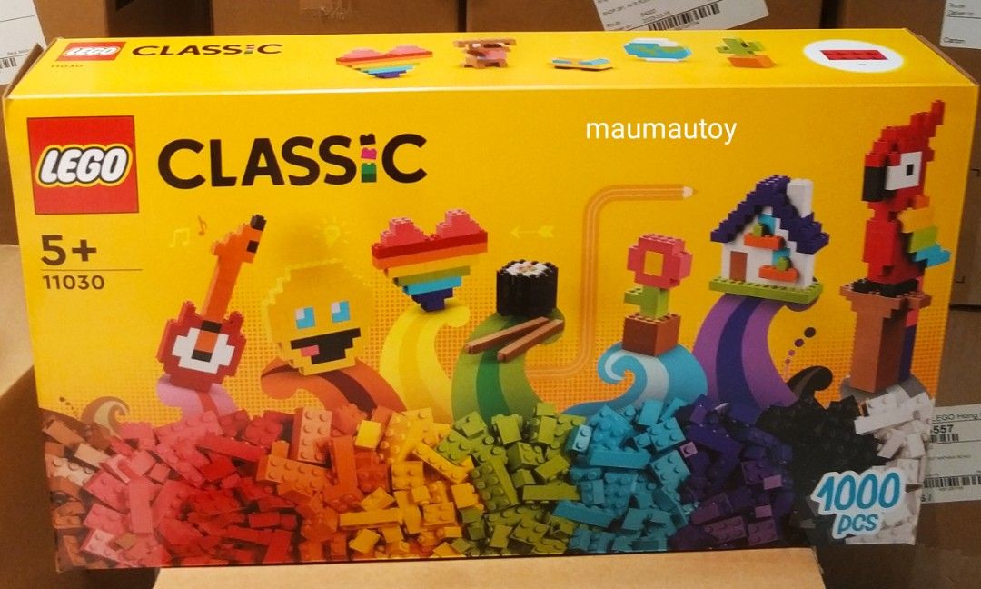 Lego 11030 Classic Lots of Bricks, 興趣及遊戲, 玩具 & 遊戲類 - Carousell