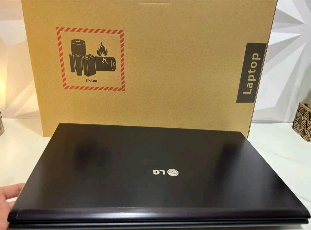 LG XNOTE CORE I5 2ND GEN LAPTOP WITH BOX on Carousell
