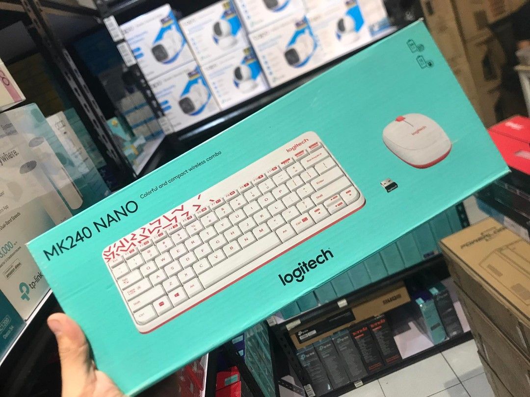 Logitech Mk240 Nano Wireless Keyboard Mouse Combo White Computers And Tech Parts And Accessories