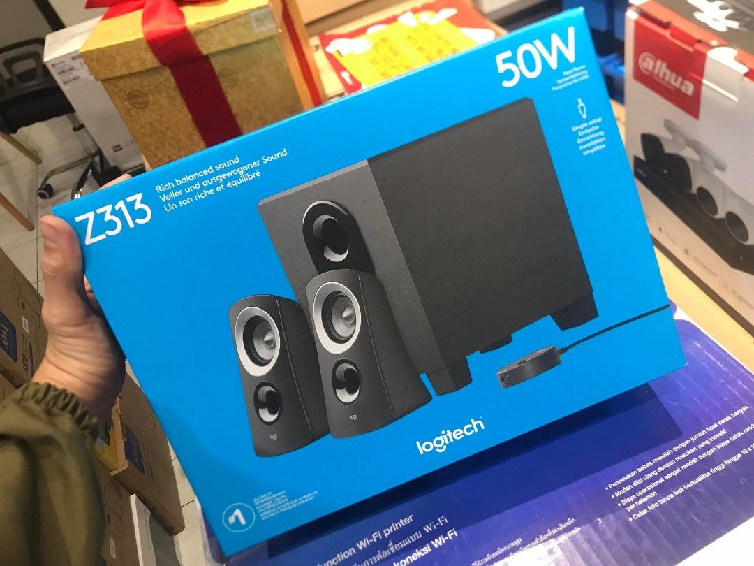 Logitech Z313 Speaker System With Subwoofer 3 5mm Input 50 Watts Peak 25 Watts Rms Power