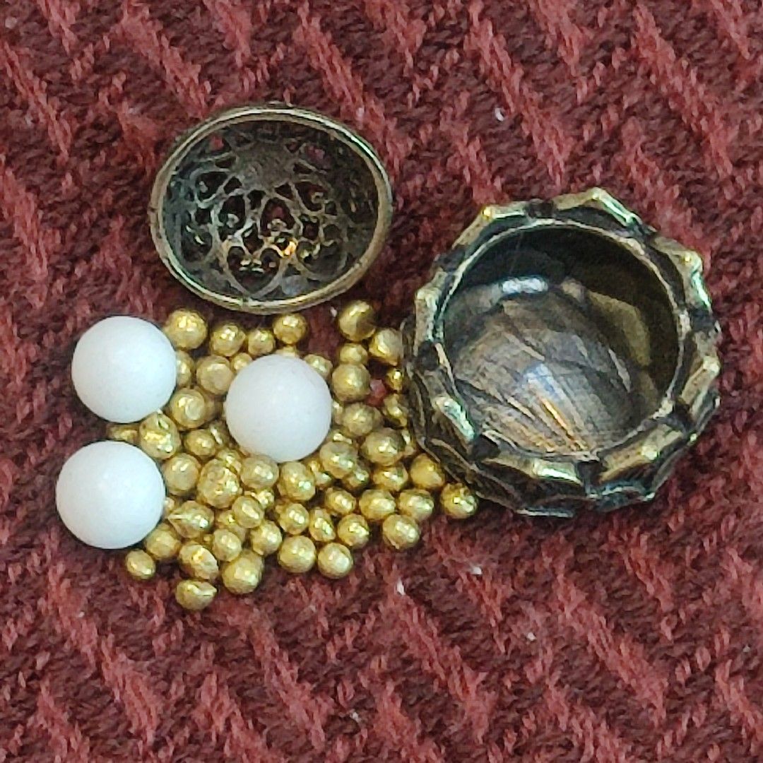 Lucky Sacred Prayer/Thai Sacred Talisman/50pieces Thong PHRA Lai Seeds+ ...