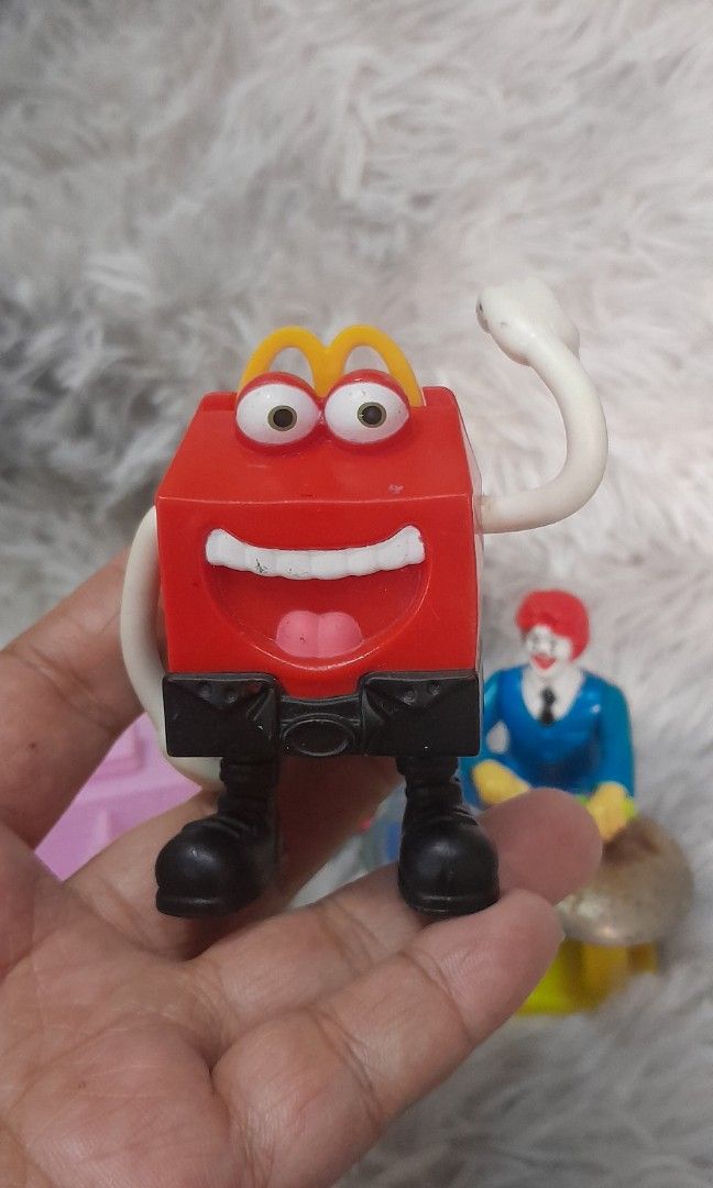 Mcdo toy set preloved on Carousell