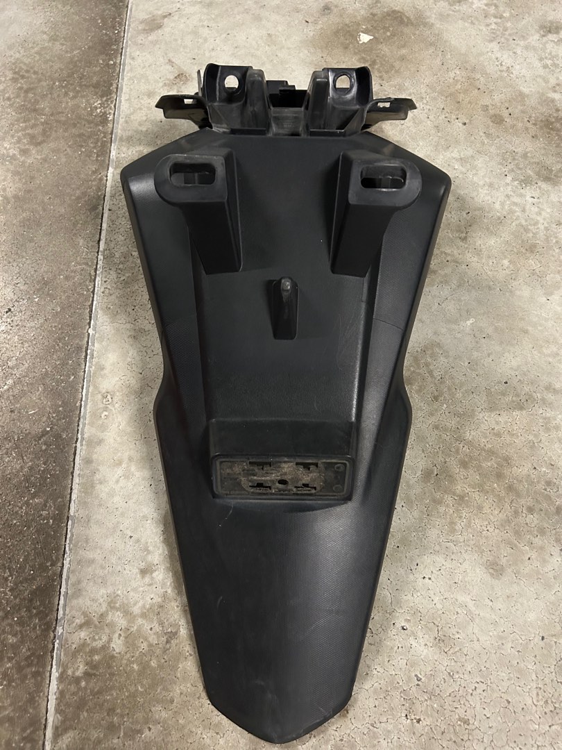 Original Aerox V1 Mudguard, Motorcycles, Motorcycle Accessories on ...