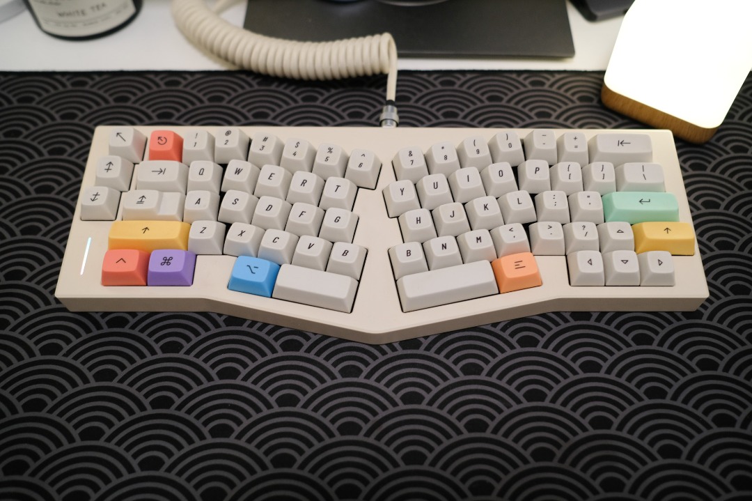 Owlab Spring - Cream - Alu Plate, Hotswap, 電腦＆科技, 電腦周邊及配件, 電腦鍵盤及相關產品 ...