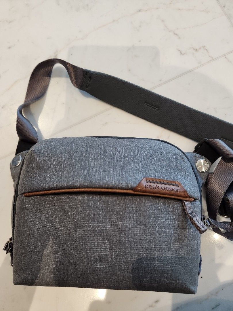 Peak design everyday sling 3L camera bag, Photography, Photography ...