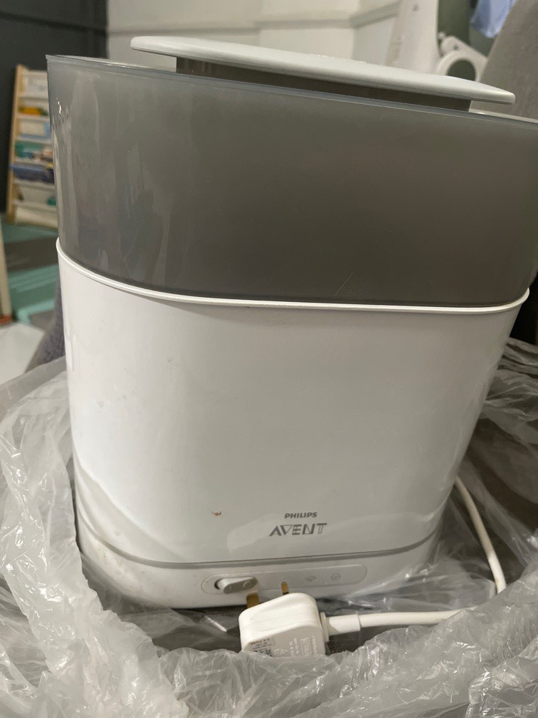 Philips Avent Sterilizer Free (Heavily Used), Babies & Kids, Nursing ...