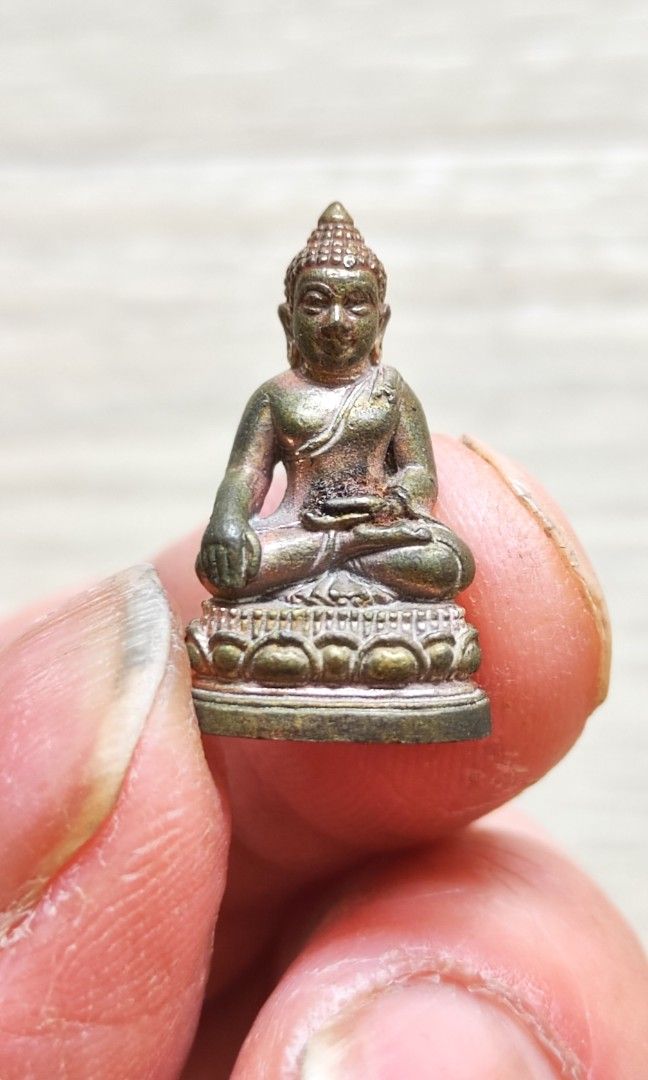 Phra kring,Phra Chaiwat set,Nur nawa,Wat bowon ,be 2550, Hobbies & Toys, Memorabilia ...