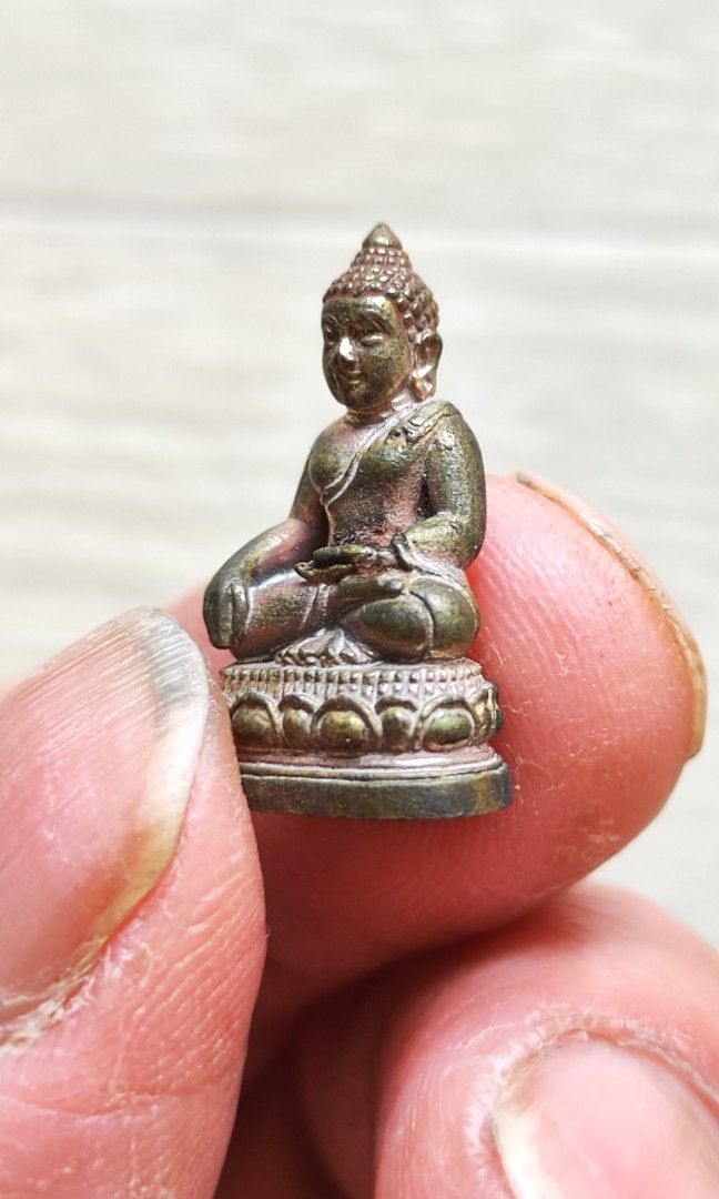 Phra kring,Phra Chaiwat set,Nur nawa,Wat bowon ,be 2550, Hobbies & Toys, Memorabilia ...