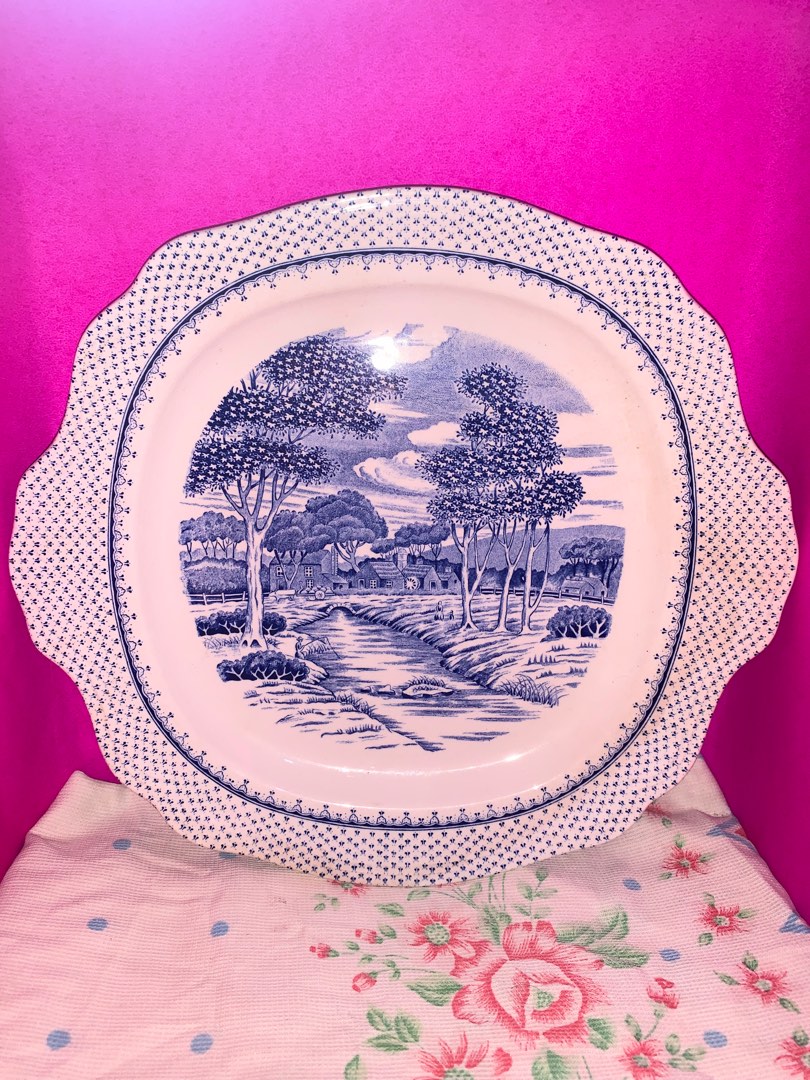 Piring Cantik jumbo Japan, Antik, Pajangan di Carousell