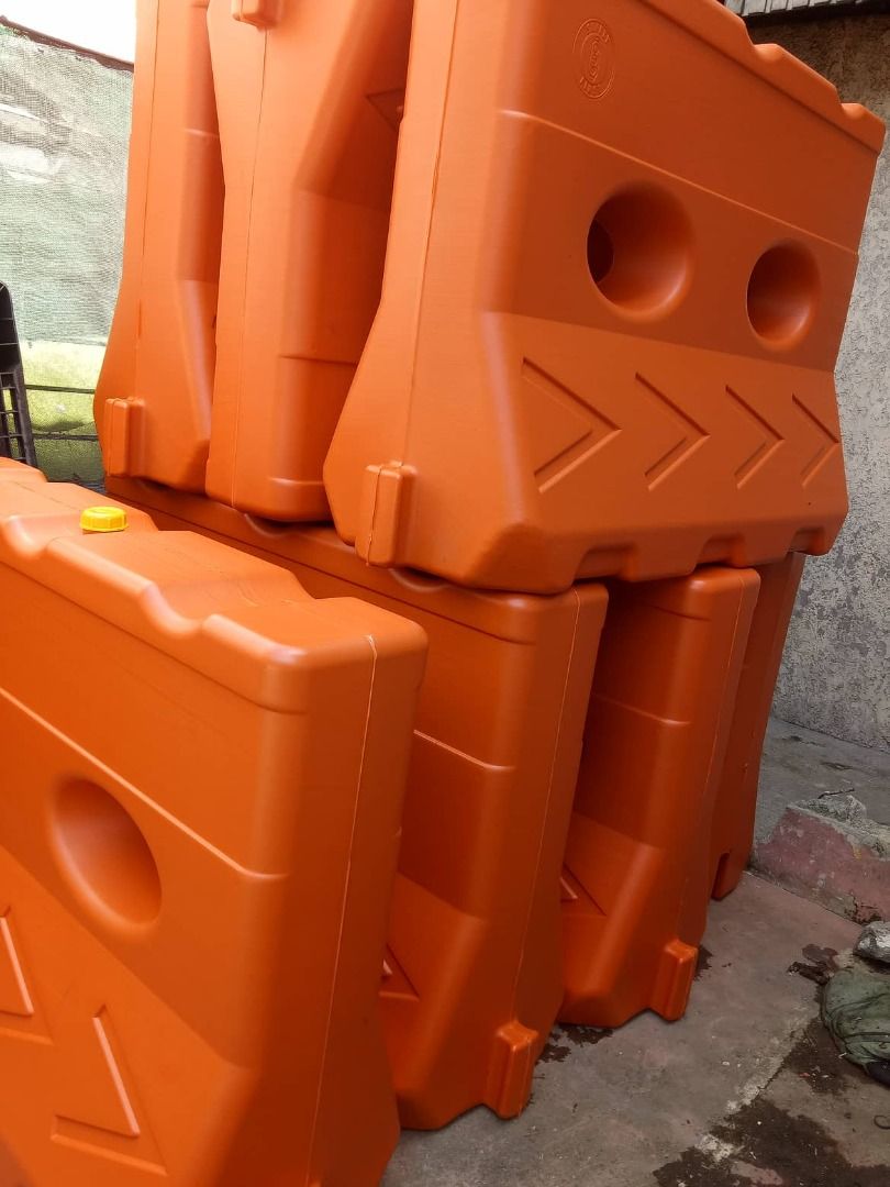 Plastic barrier brb-2, Commercial & Industrial, Construction & Building ...