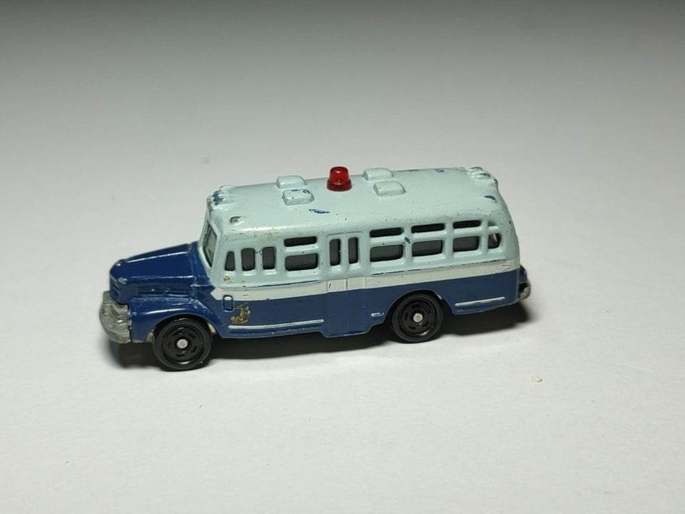 preowned tomica isuzu bonnet bus, Hobbies & Toys, Toys & Games on Carousell