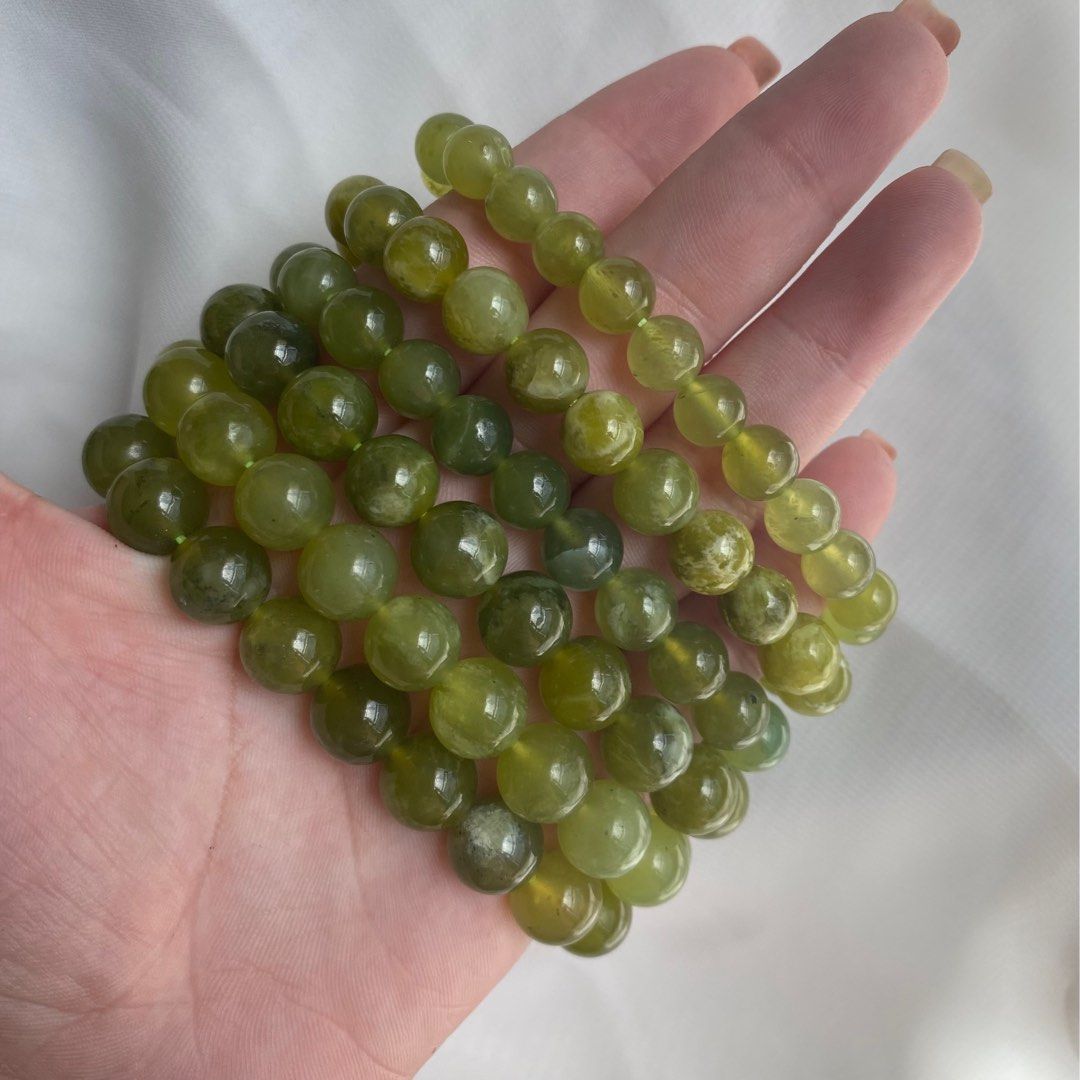 Serpentine Jade, Women's Fashion, Jewelry & Organisers, Bracelets on Carousell