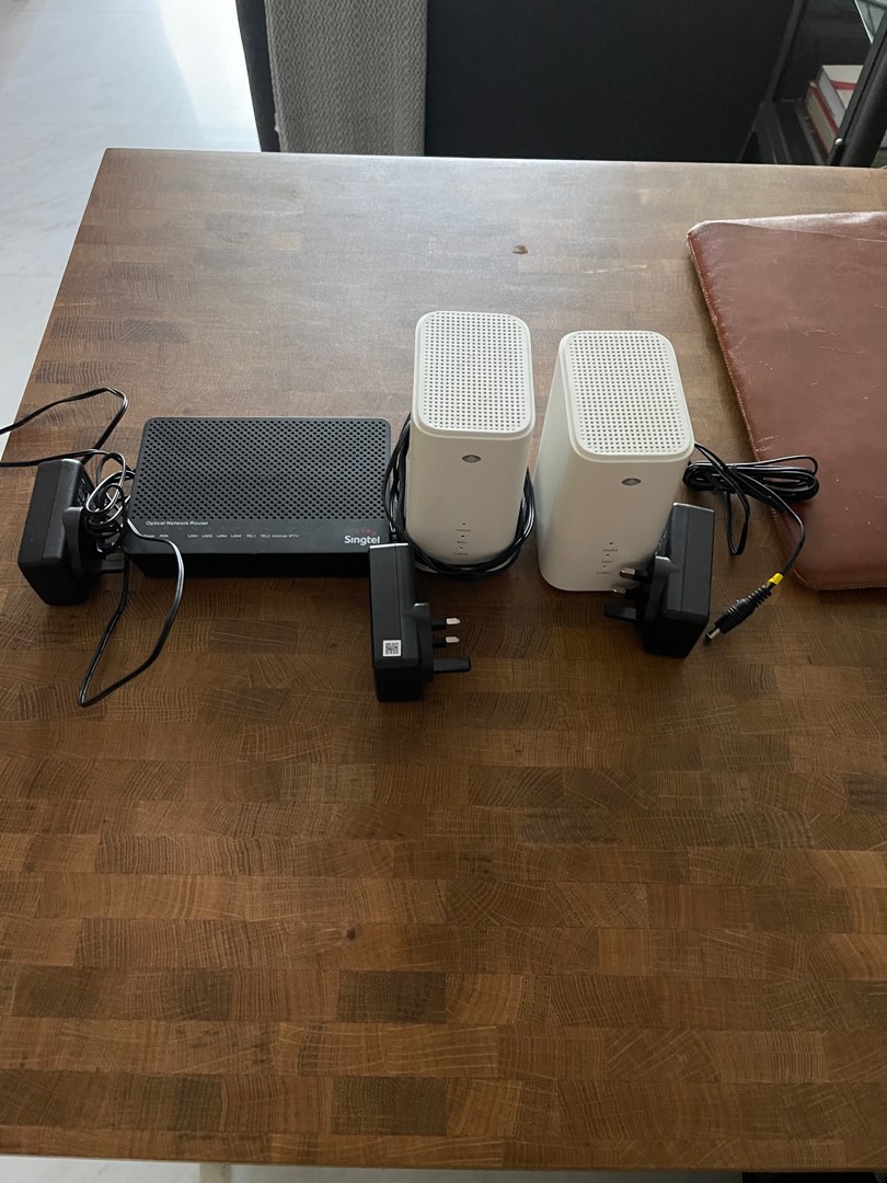 Singtel Mesh modem router, Computers & Tech, Parts & Accessories ...