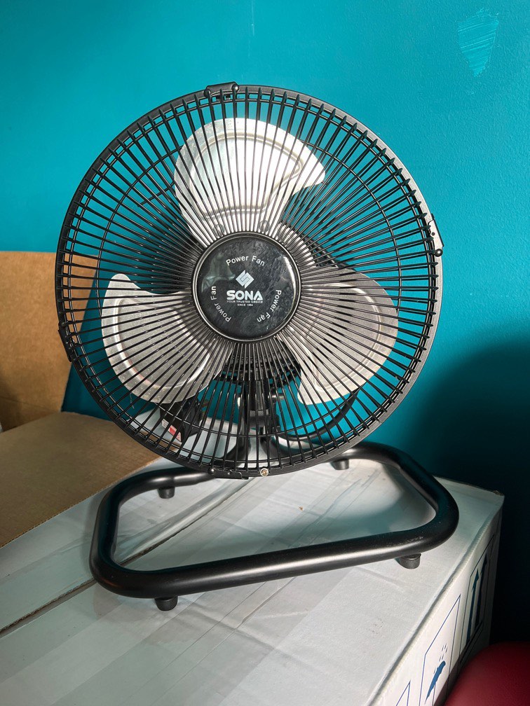 Sona table fan, Furniture & Home Living, Lighting & Fans, Fans on Carousell