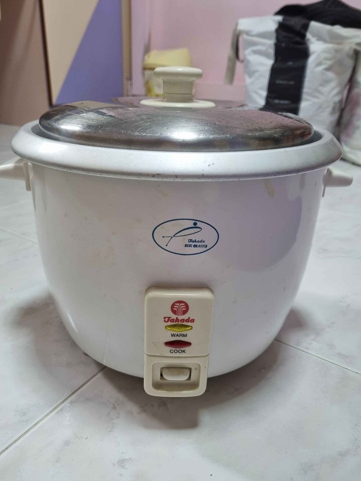 Takada Classic Rice Cooker 1.8L, TV & Home Appliances, Kitchen ...