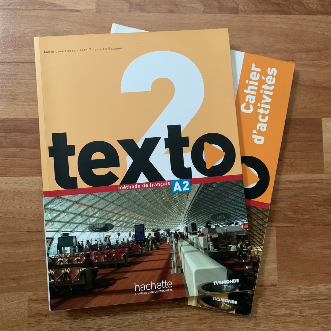 TEXTO French Textbook + Exercise A2, Hobbies & Toys, Books & Magazines ...