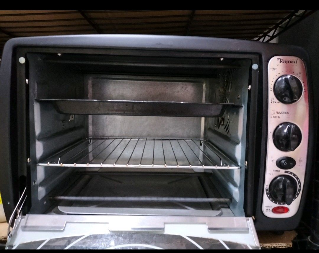 Toyomi turbo wind and rotisserie 2 in 1, TV & Home Appliances, Kitchen ...