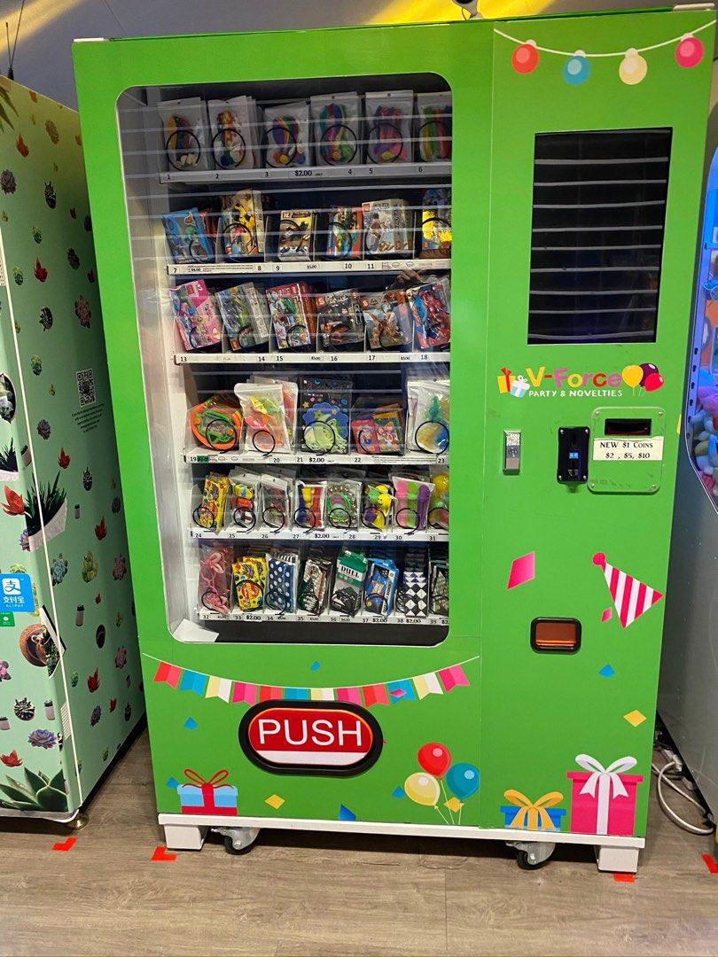 Vending Machine, Furniture & Home Living, Furniture, Shelves, Cabinets ...