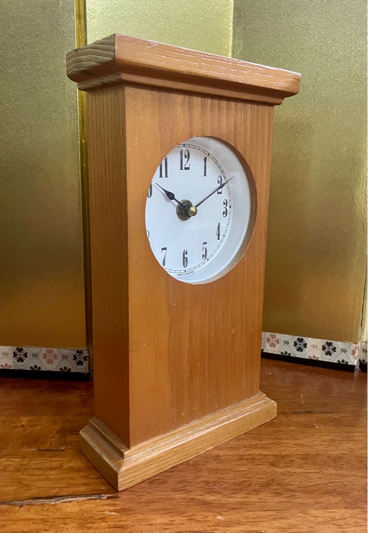 Vintage English Quartz Table Clock Japan Movement Height 23cm ...