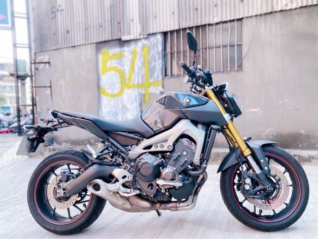 YAMAHA MT09 ABS, 機車, 重機在旋轉拍賣