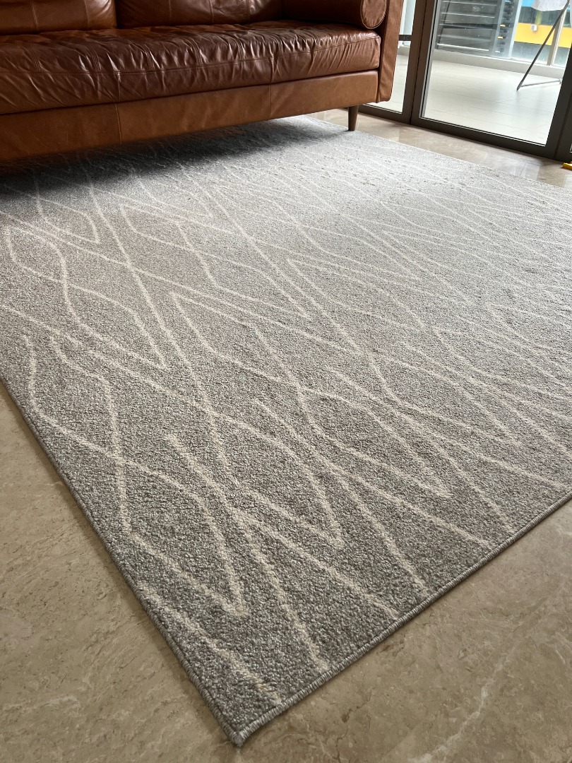 3m x 2m iRug ($350 new), Furniture & Home Living, Home Decor, Carpets ...